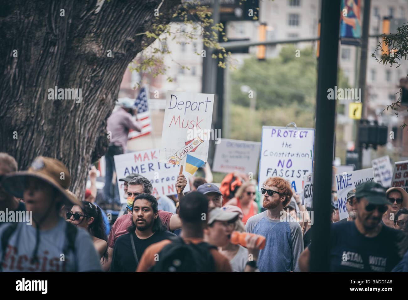 Richmond VA, USA, 5th Apr 2025, Anti Trump Administration protesters ...