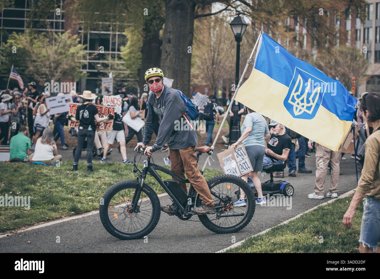 Richmond VA, USA, 5th Apr 2025, Anti Trump Administration protesters ...