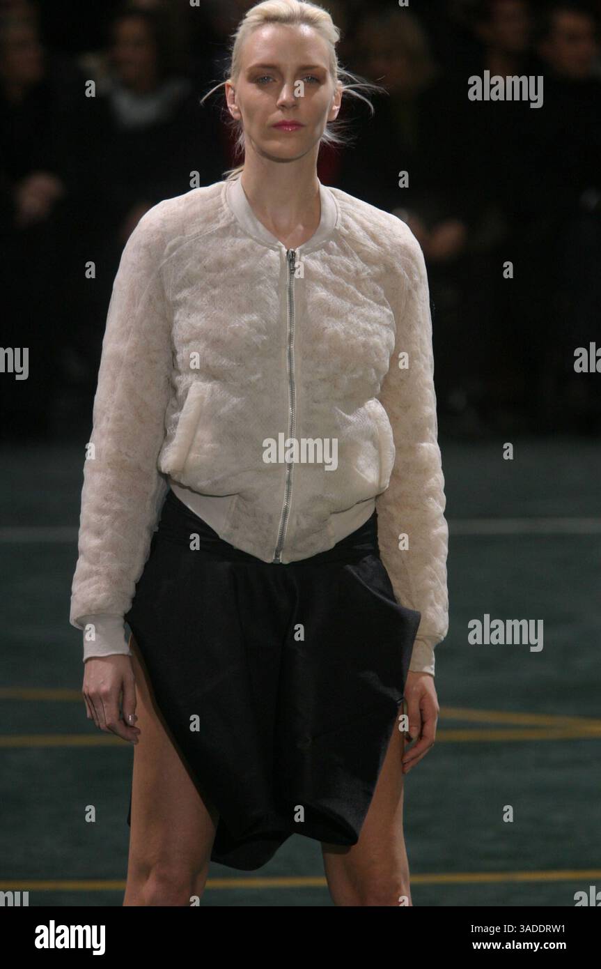 Oct 08, 2004; Paris, FRANCE; Model on the runway for the RICK OWENS ...