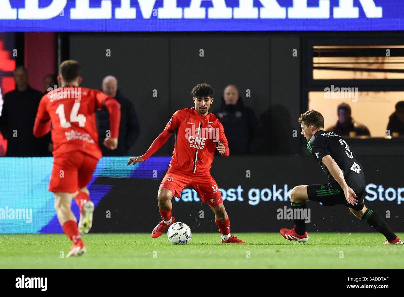 Almere, Netherlands. 05th Apr, 2025. ALMERE, 05-04-2025, Yanmar Stadium ...