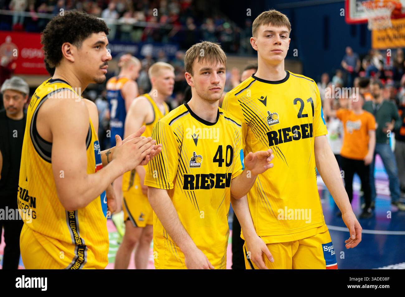 Rostock, Deutschland. 05th Apr, 2025. Joel Scott (MHP Riesen ...