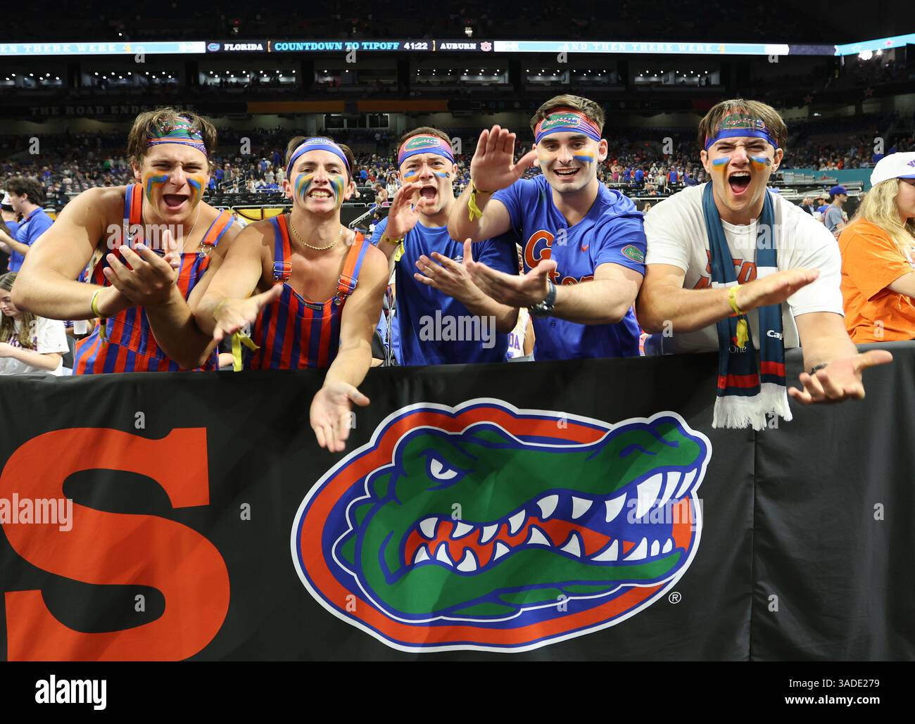 April 2025 florida gators basketball hi-res stock photography and ...