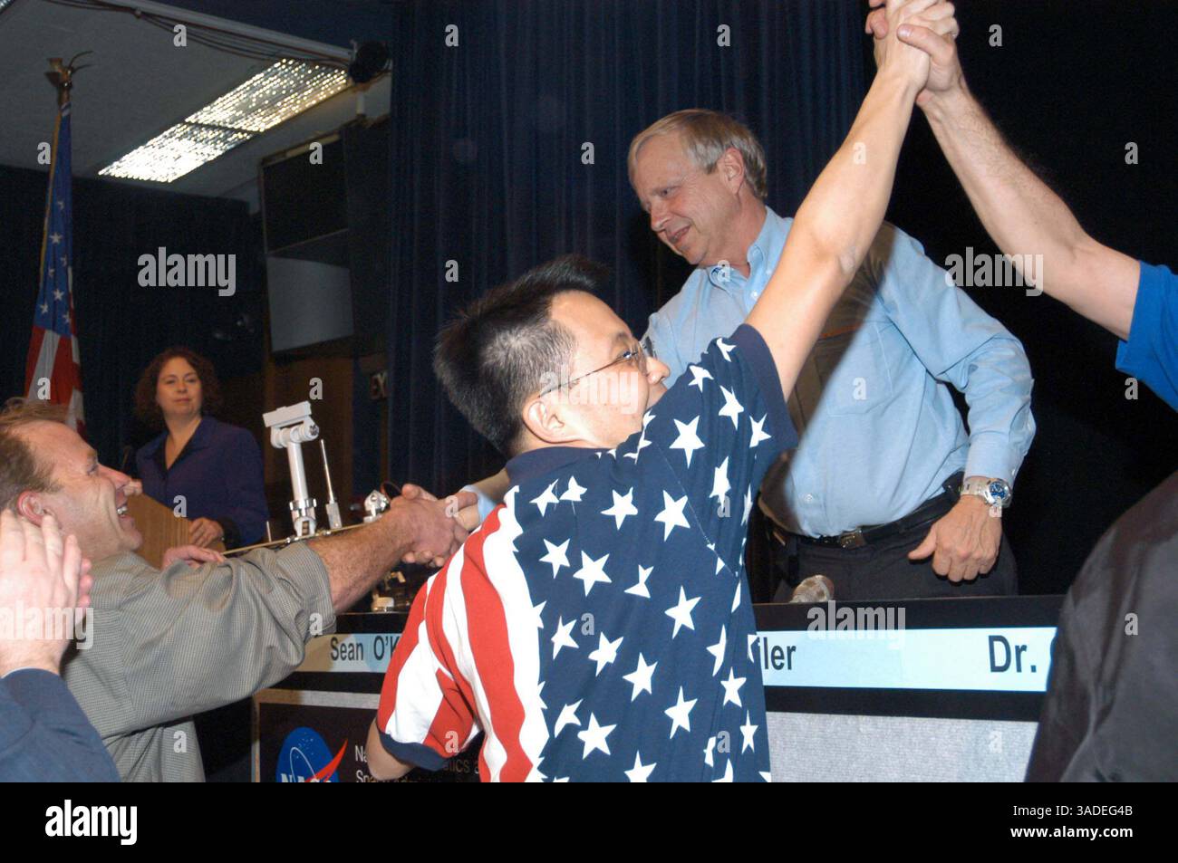 Jan 24, 2004; Pasadena, CA, USA; JPL's Mission control crew of the Mars ...