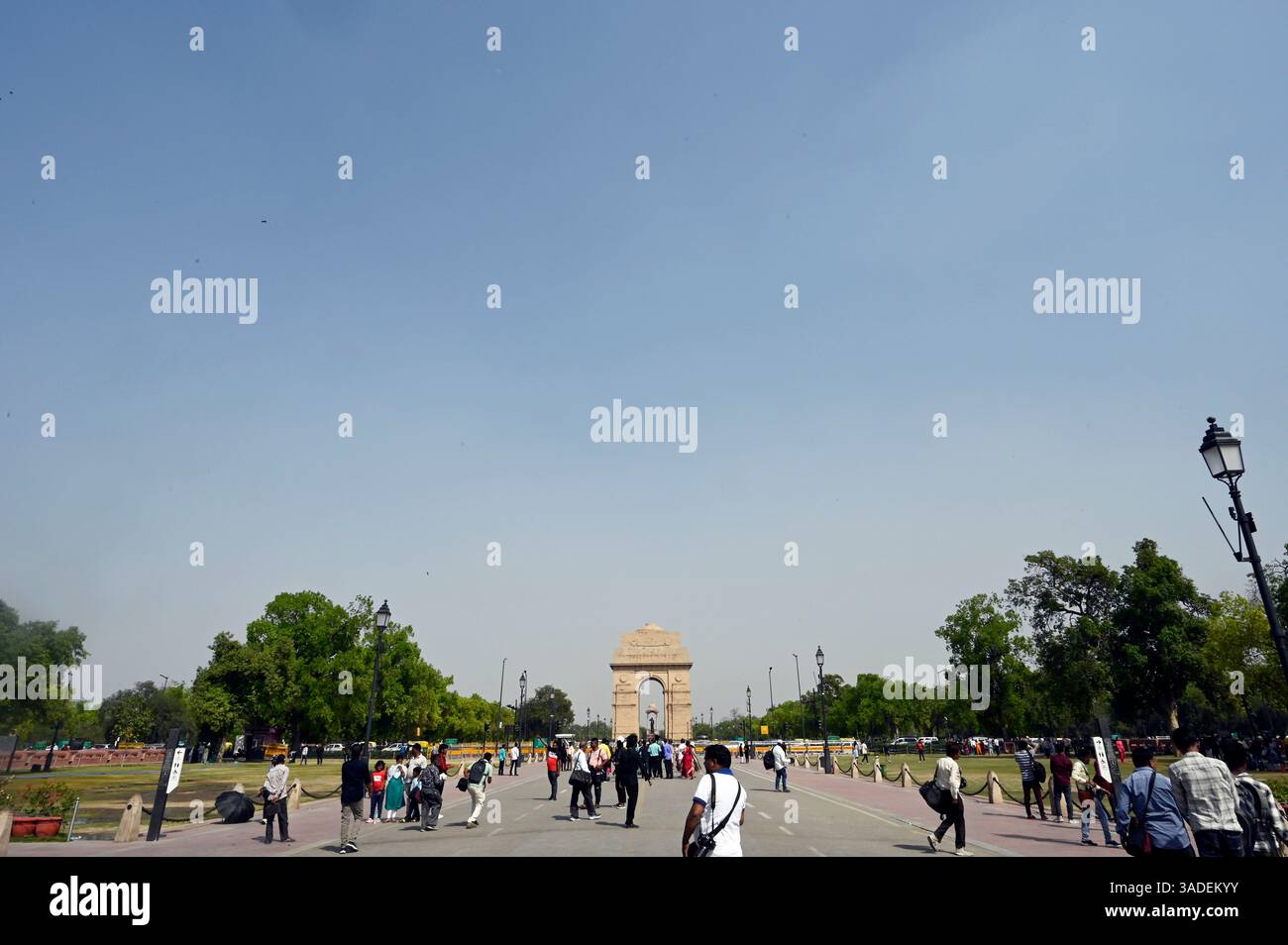 NEW DELHI, INDIA - APRIL 5: Visitors out on a hot afternoon at Kartavya ...