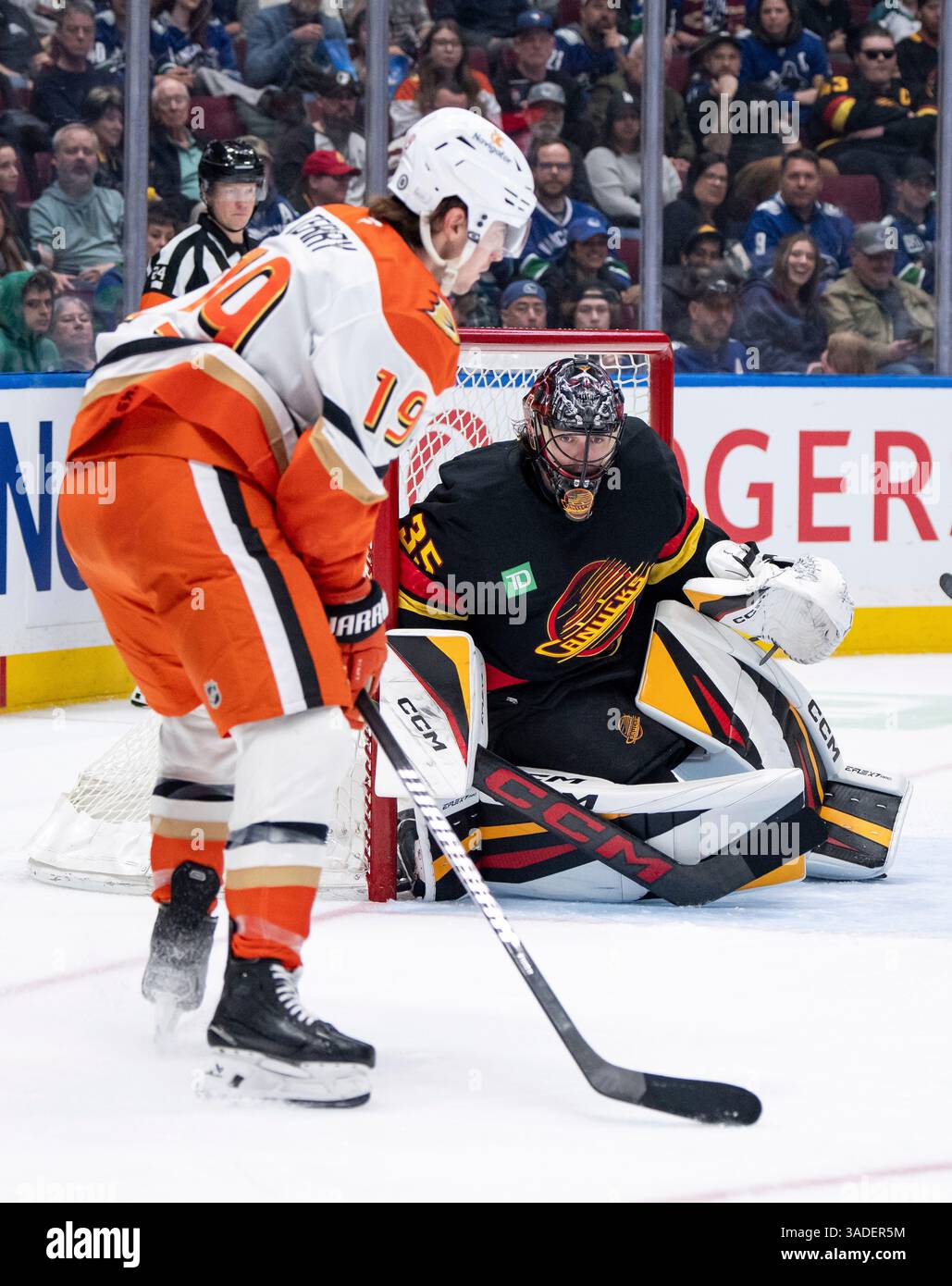 Vancouver Canucks goaltender Thatcher Demko (35) prepares to stop ...