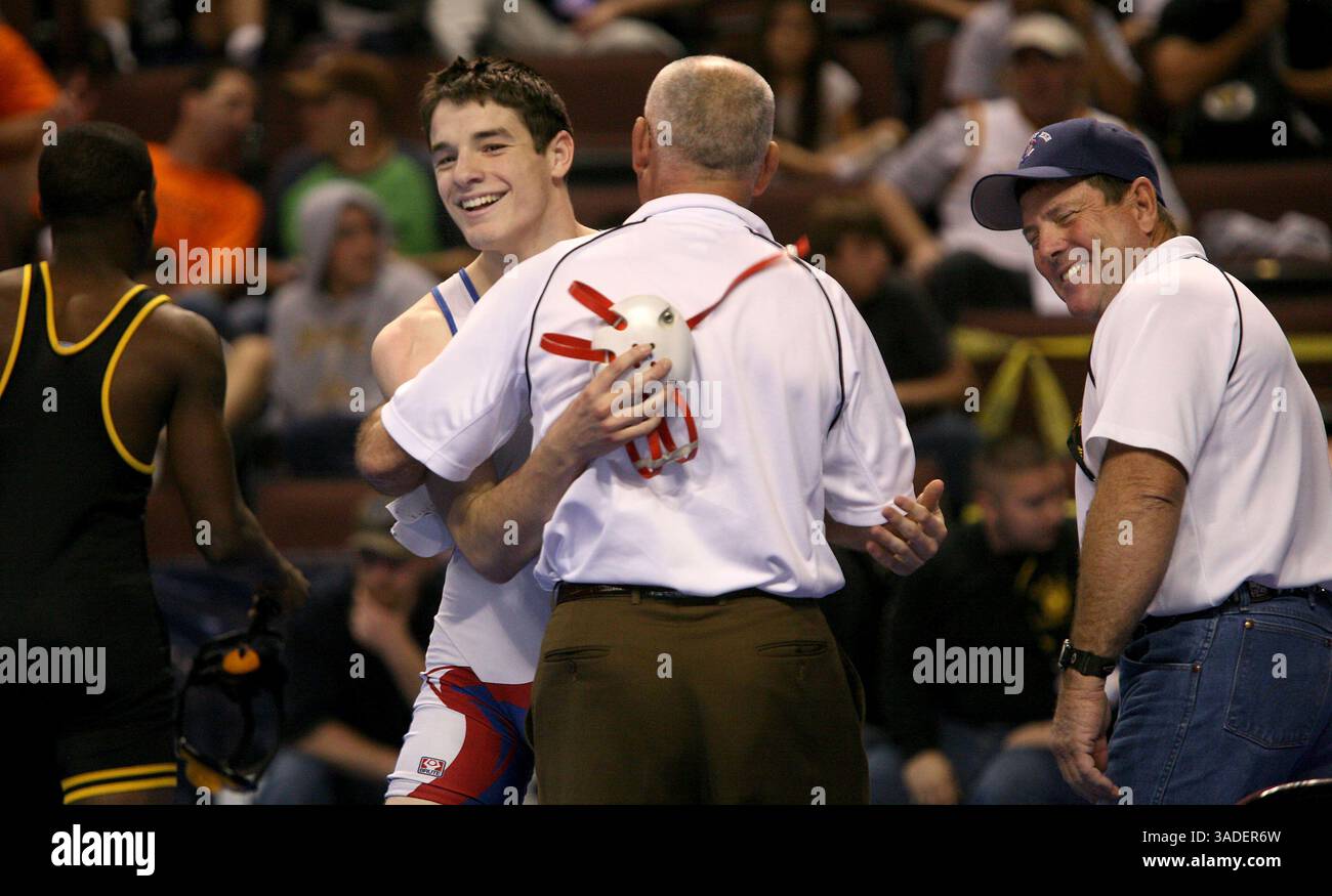 Henry A. Barrios / The Californian.Liberty High's Robert Rios gets a ...