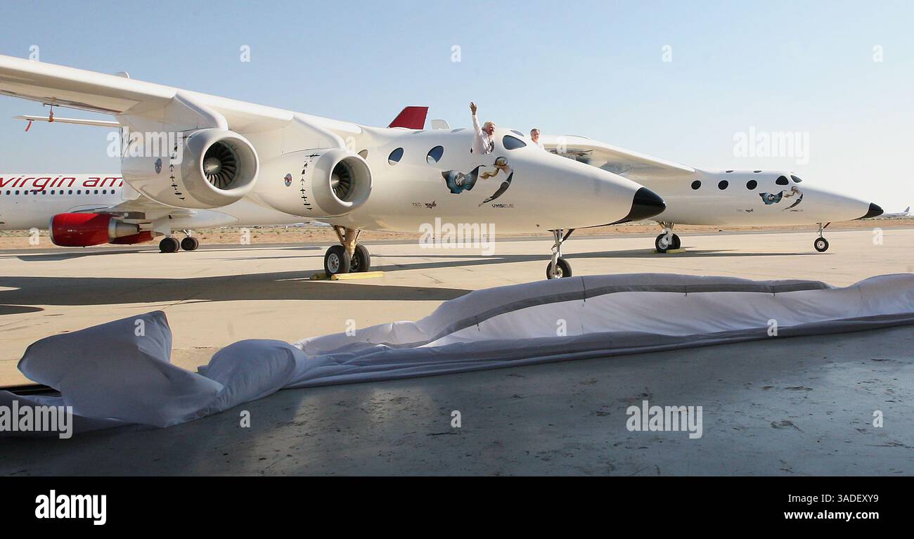 Henry A. Barrios / The Californian.White Knight Two ''Eve'' is unveiled ...