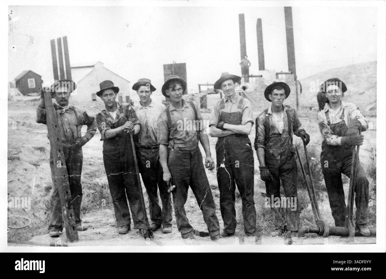 A group of oil field workers of the Mascot Oil Company on Hill 25 ...