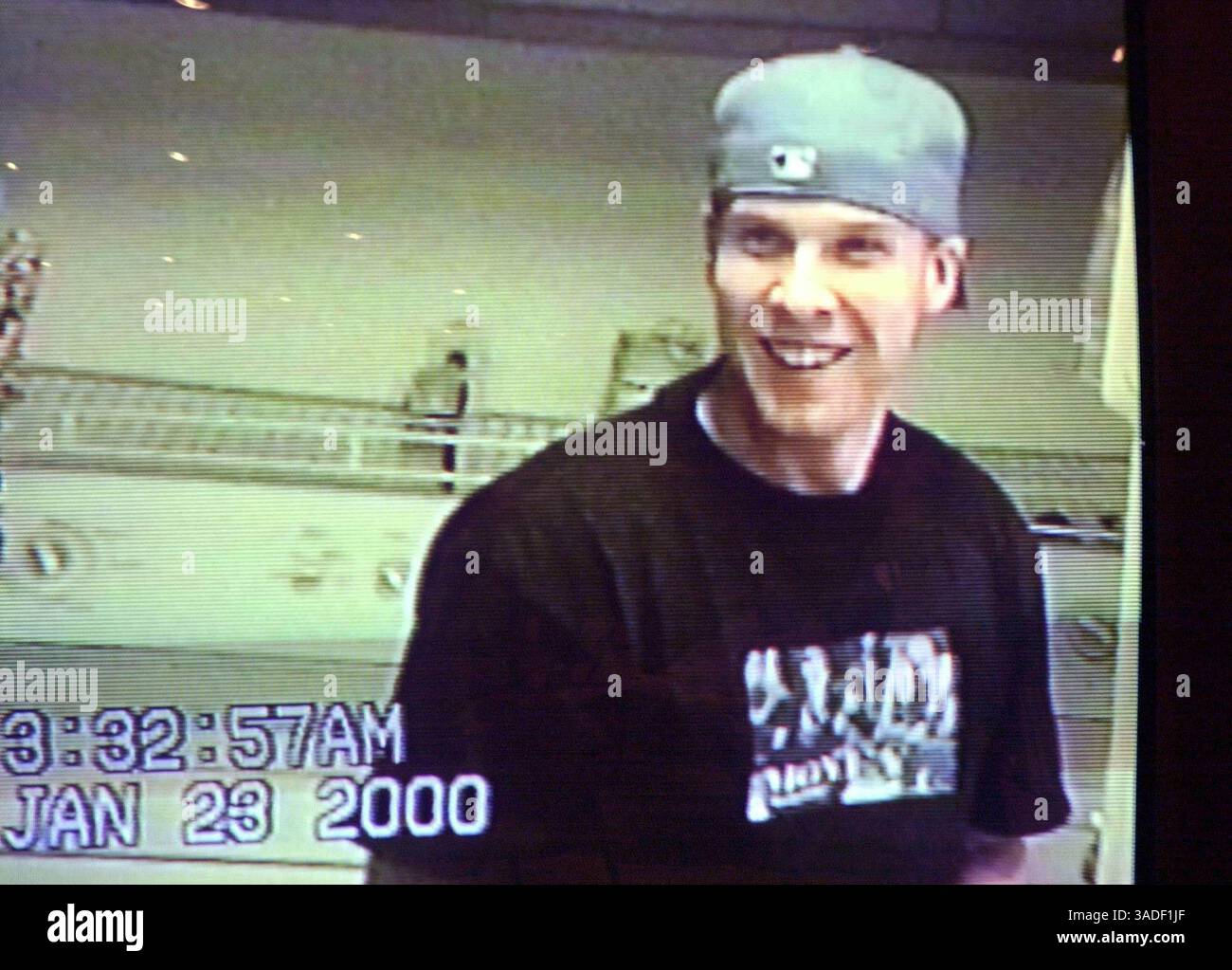 May 06, 2000; Los Angeles, CA, USA; Longtime fugitive JESSE JAMES HOLLYWOOD was captured in ...