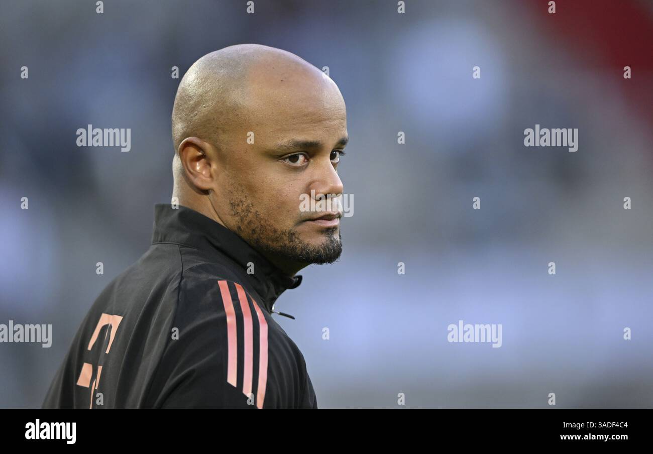 Coach Vincent Kompany FC Bayern Munich FCB Portrait WWK Arena, Augsburg ...