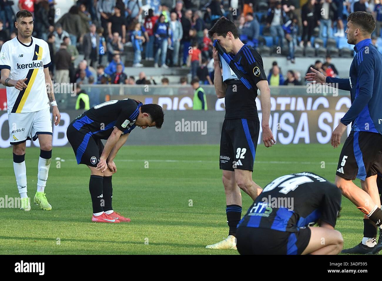 Pisa, Italy. 06th Apr, 2025. Players of Pisa disappointment during AC ...