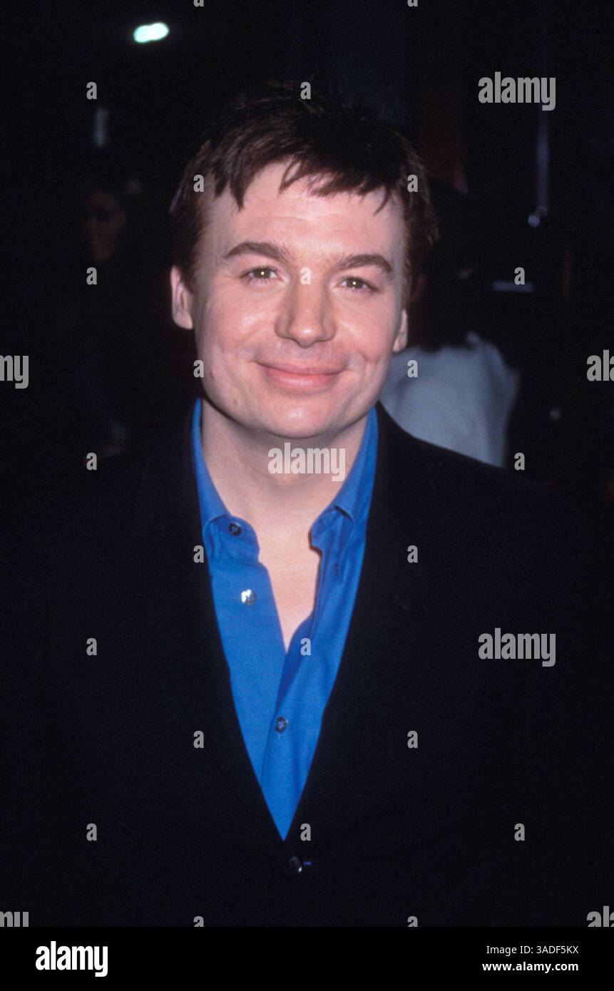 Aug 24, 1998; Los Angeles, CA, USA; Actor MIKE MYERS at the movie ...