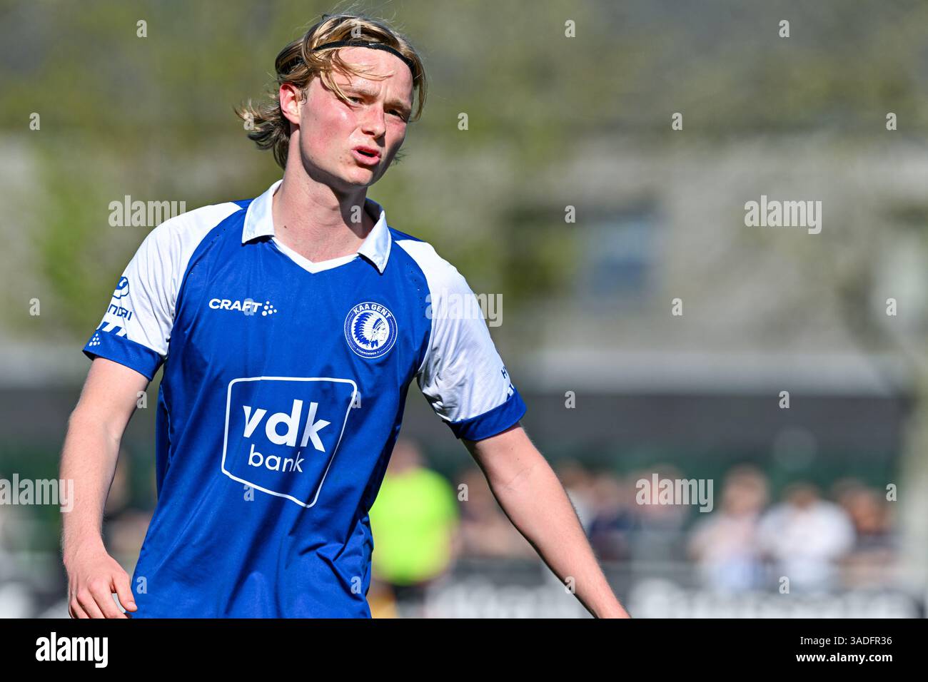 Oostakker, Belgium. 05th Apr, 2025. Van Den Bergh Rune (19) of Jong ...