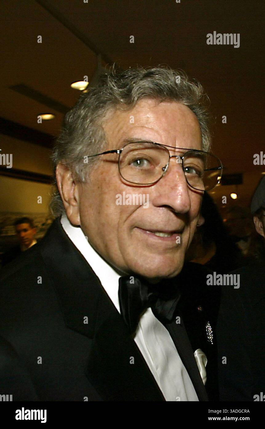 Oct 25, 2003; Washington, DC, USA; Singer TONY WILLIAMS arrives at the ...