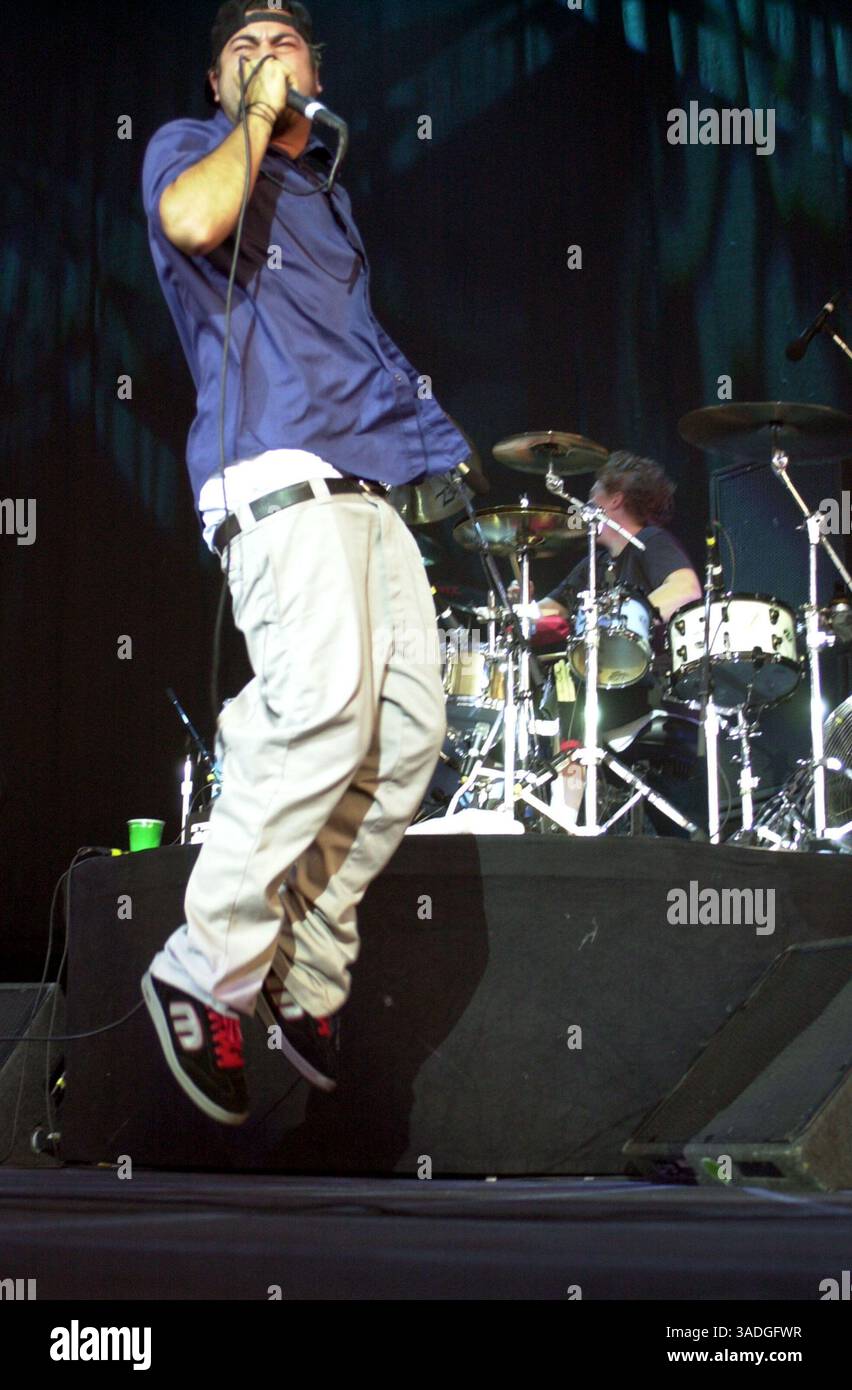 Deftones chino moreno hi-res stock photography and images - Alamy