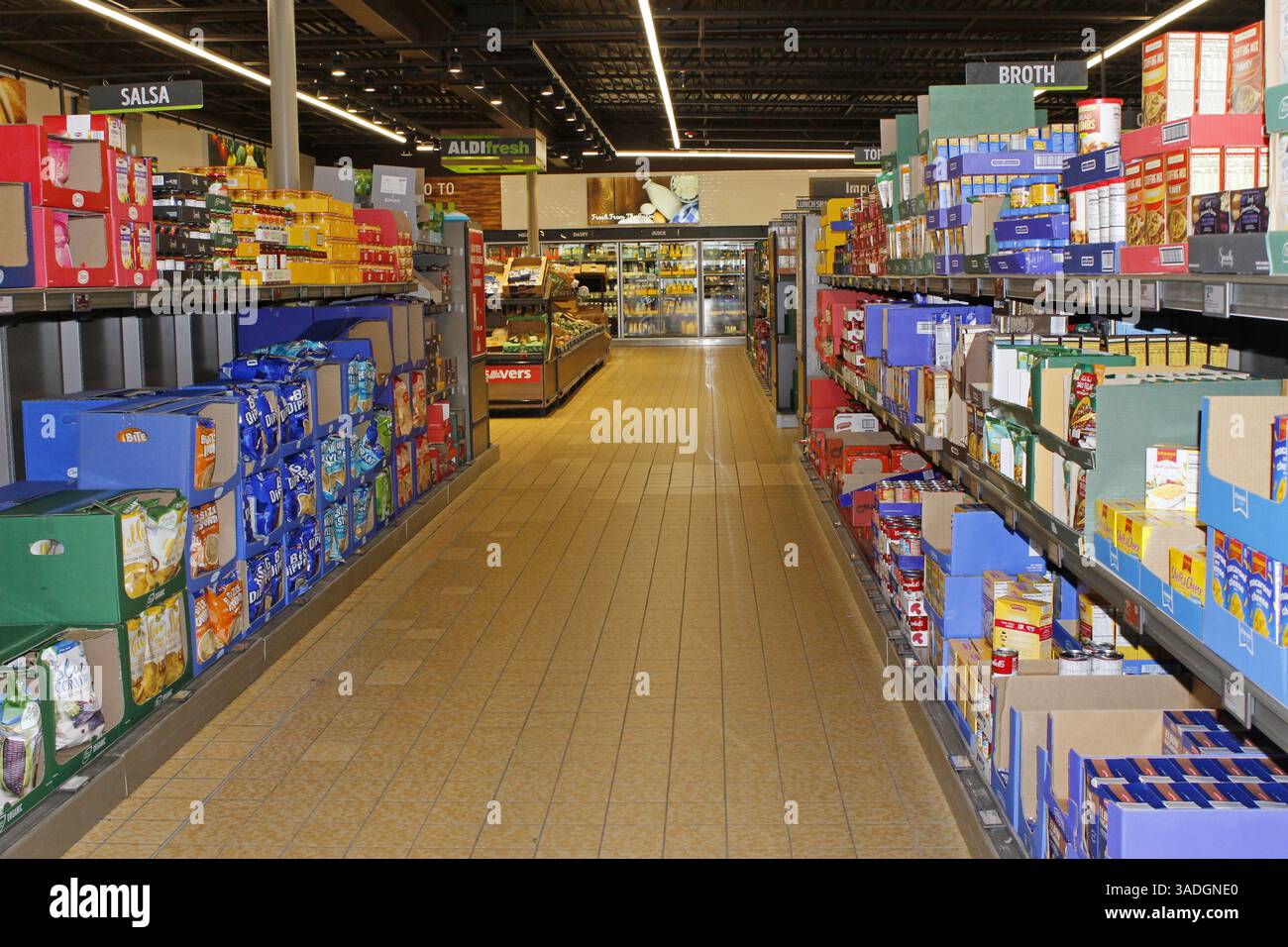 Food isle hi-res stock photography and images - Alamy