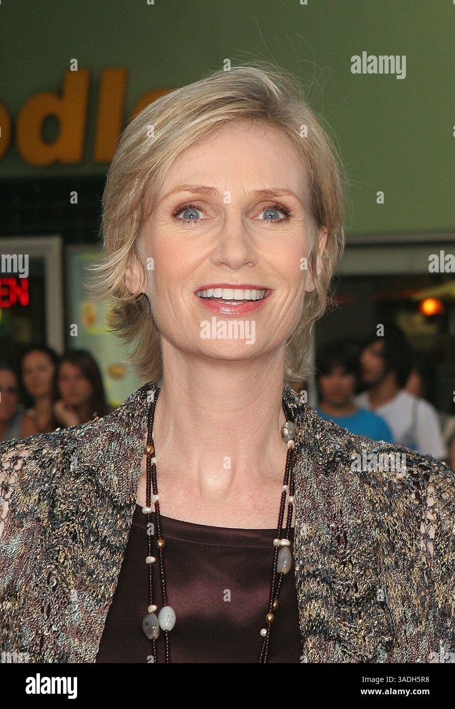 Jul 15, 2008 - Los Angeles, California, USA - Actress JANE LYNCH arrives at the 'Step Brothers ...