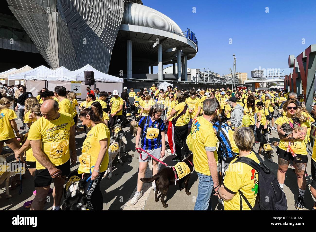 Milan, The non-competitive race Arcaplanet Dog Run 2025 dedicated to ...