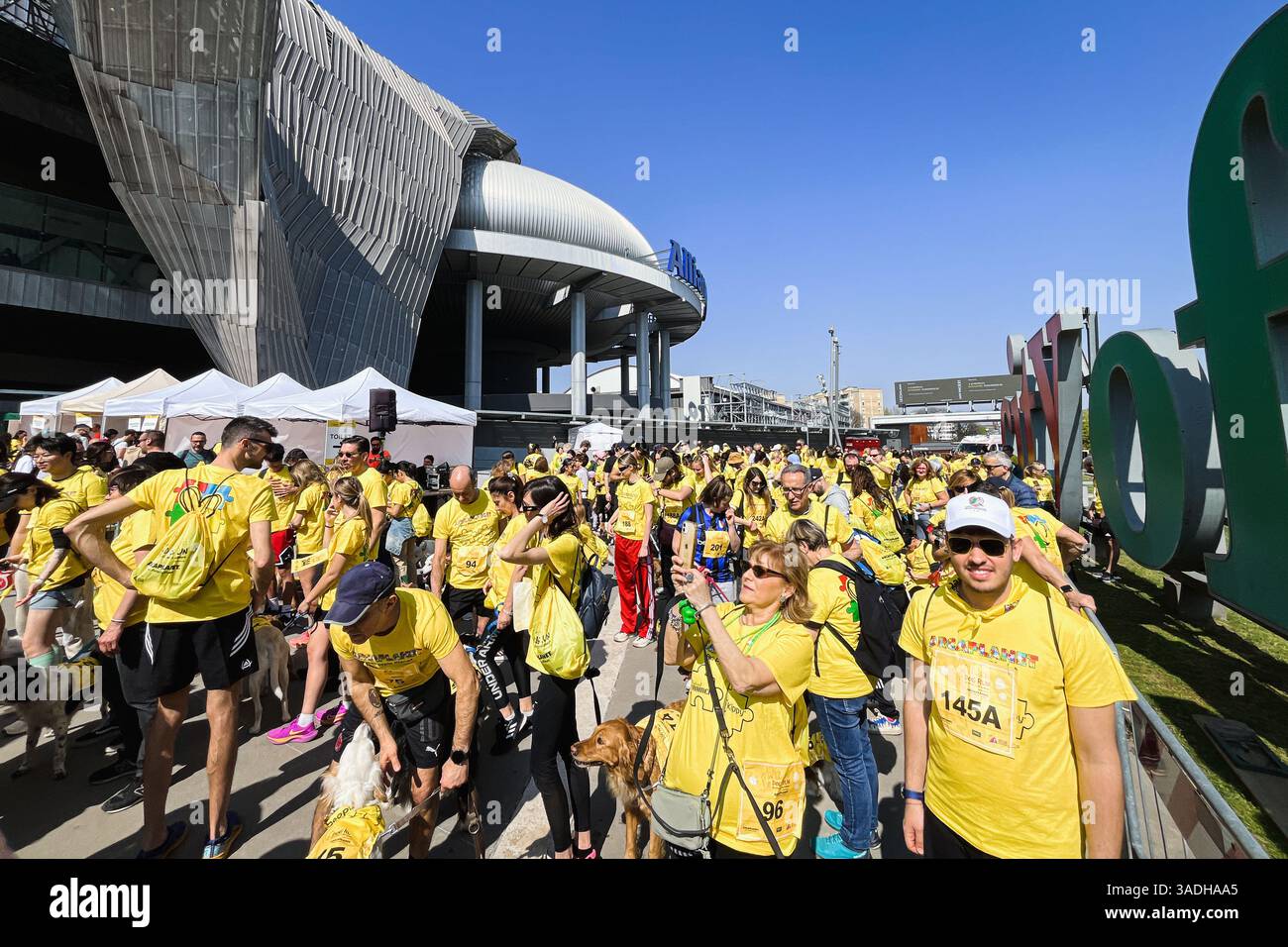 Milan, The non-competitive race Arcaplanet Dog Run 2025 dedicated to ...
