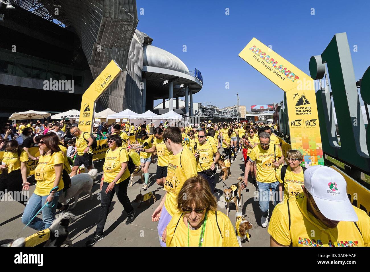 Milan, The non-competitive race Arcaplanet Dog Run 2025 dedicated to ...