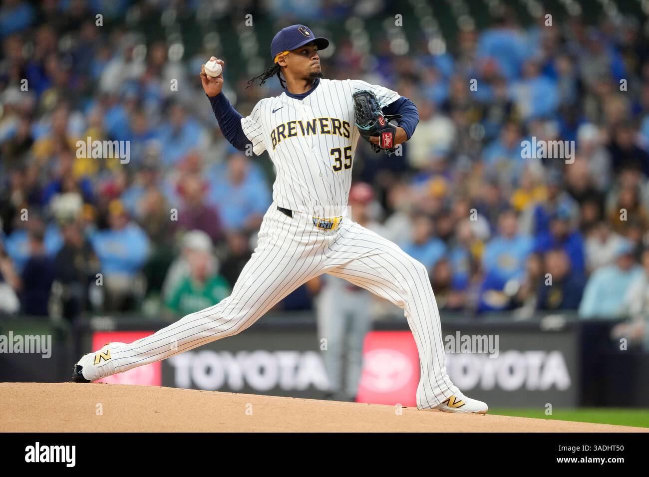 Milwaukee Brewers' Elvin Rodriguez pitches during the first inning of a ...