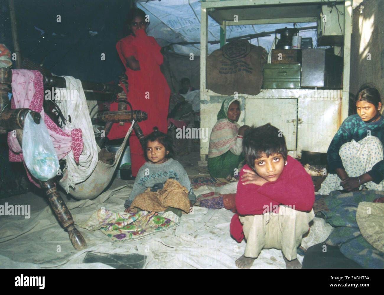 Gujarat india earthquake 2001 hi-res stock photography and images - Alamy