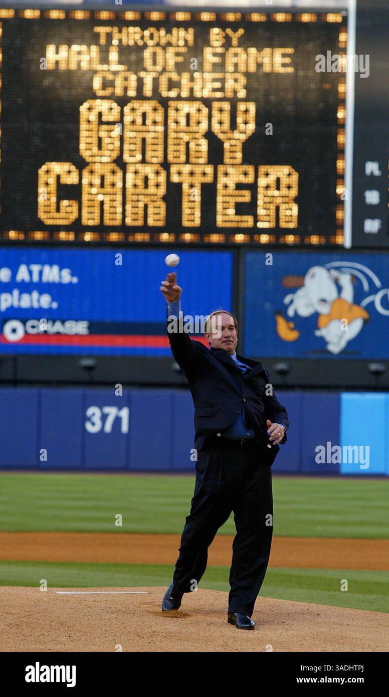 July 29, 2003 - New York, NY, USA - Former New York Mets catcher Gary ...