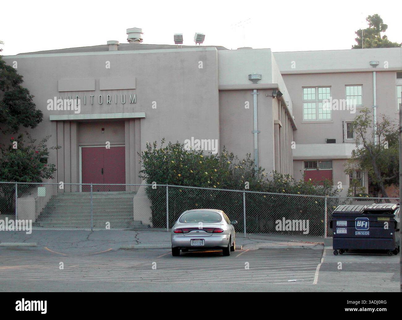 Nov 26, 2003; Hollywood, CA, USA; Michael Jackson, the 'King of Pop ...