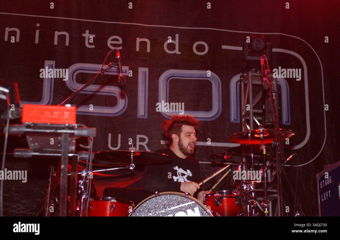 Nintendo fusion tour hi-res stock photography and images - Alamy