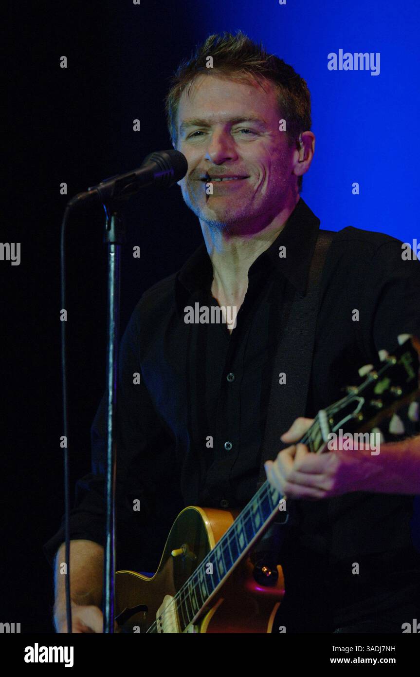 Jul 18, 2008 - PORTSMOUTH, Virginia , USA - BRYAN ADAMS canadian singer ...
