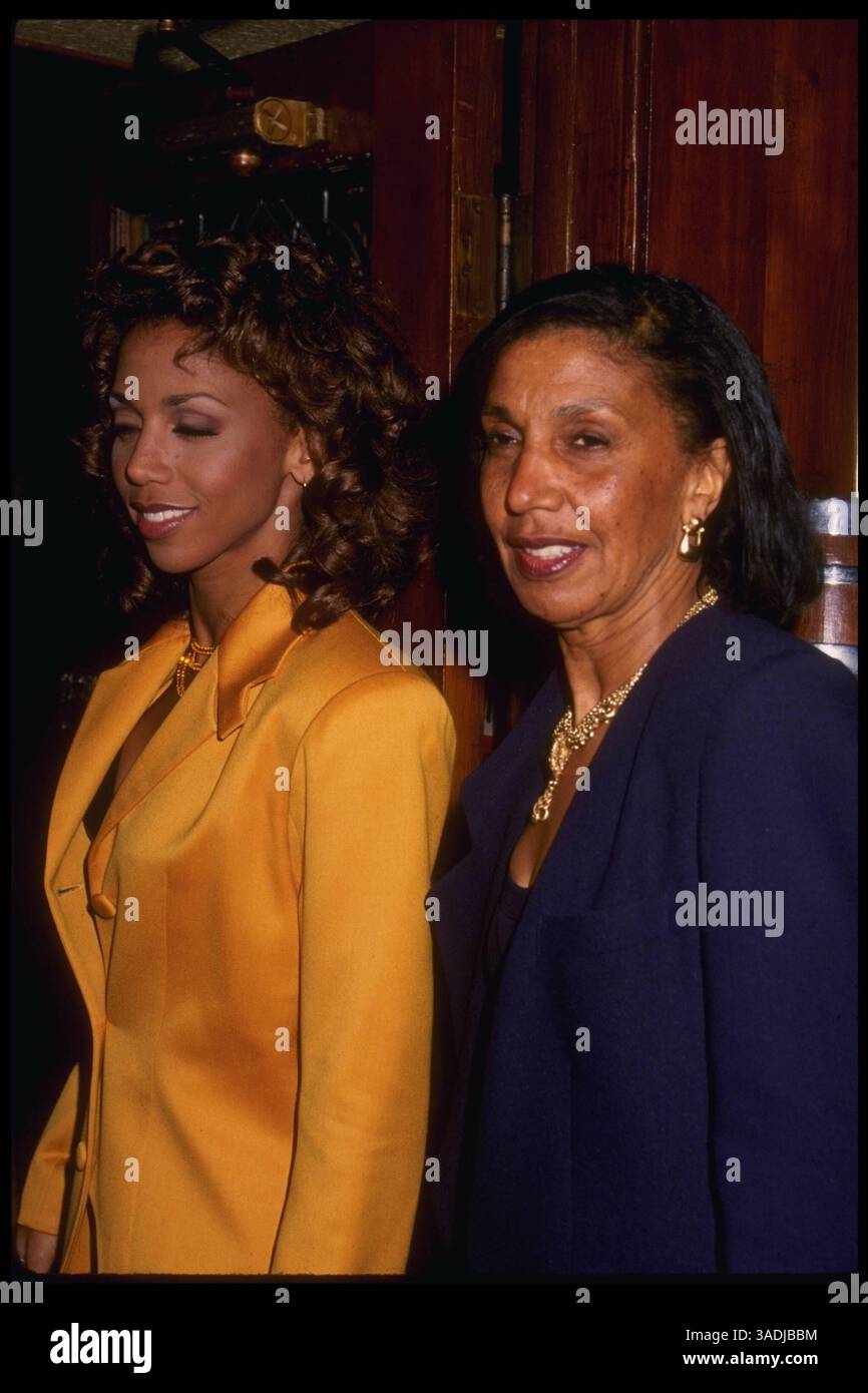 HOLLY ROBINSON PEETE and mother Delores attend the ASCAP Golden Note ...