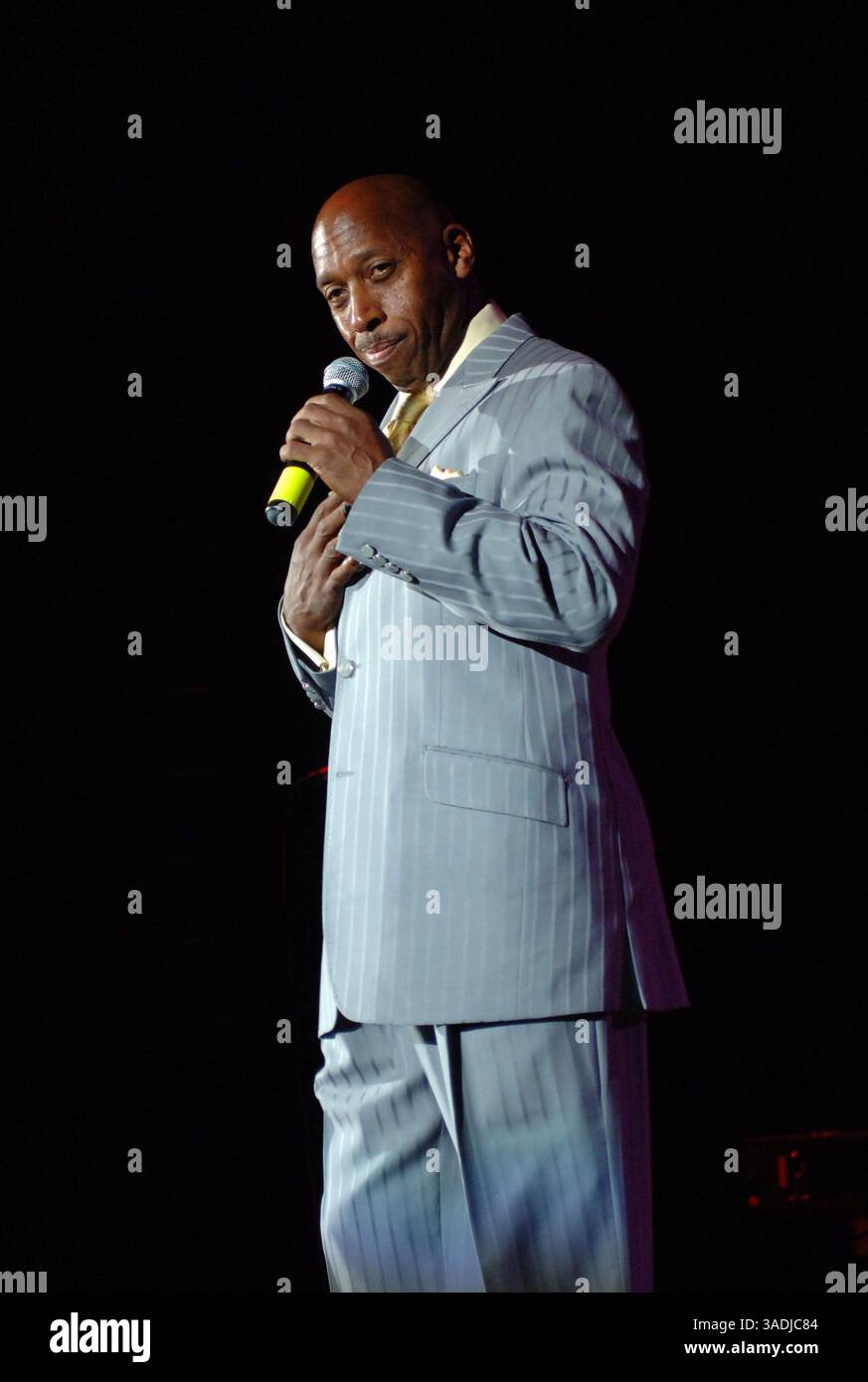 Sep 20, 2008 - Portsmouth, Virginia, USA - Singer JEFFREY OSBORNE ...