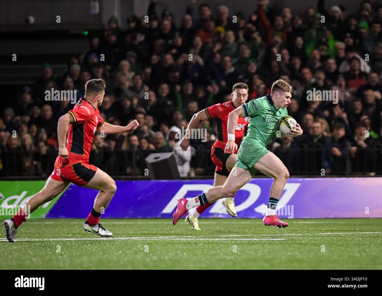 Galway, Ireland. 5th April, 2025. Connacht's Finn Treacy on his way to ...