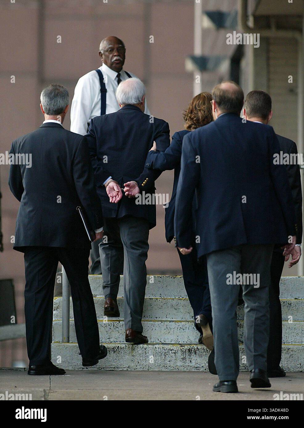 Jul 08, 2004; Houston, TX, USA; Former Enron CEO KENNETH LAY (C) is ...