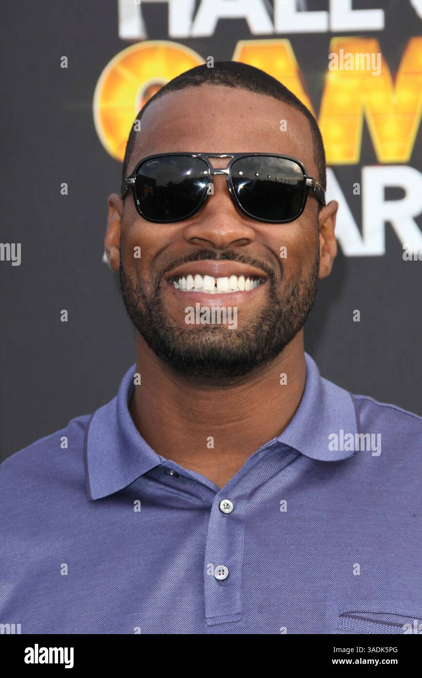 Feb. 18, 2012 - Santa Monica, California, U.S - Calvin Johnson arrives ...