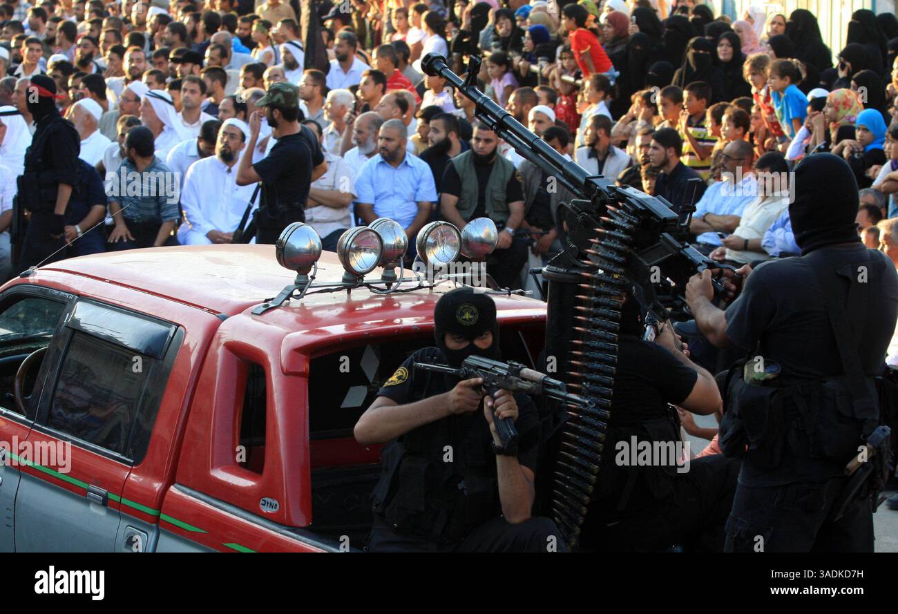 Jul 27, 2009 - Gaza, Palestine - Islamic Jihad militants with guns 50 ...