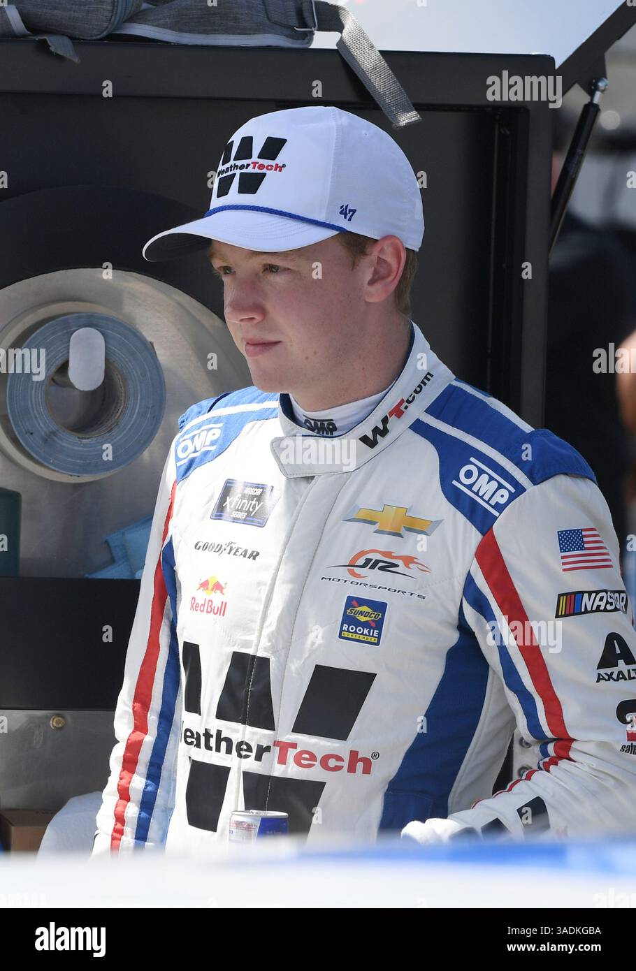 DARLINGTON, SC - APRIL 05: Connor Zilisch (#88 JR Motorsports ...