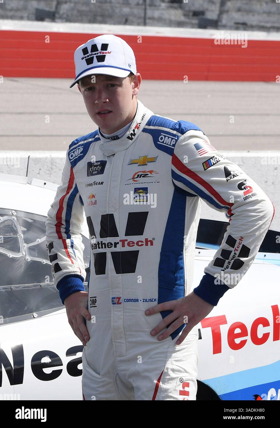 DARLINGTON, SC - APRIL 05: Connor Zilisch (#88 JR Motorsports ...