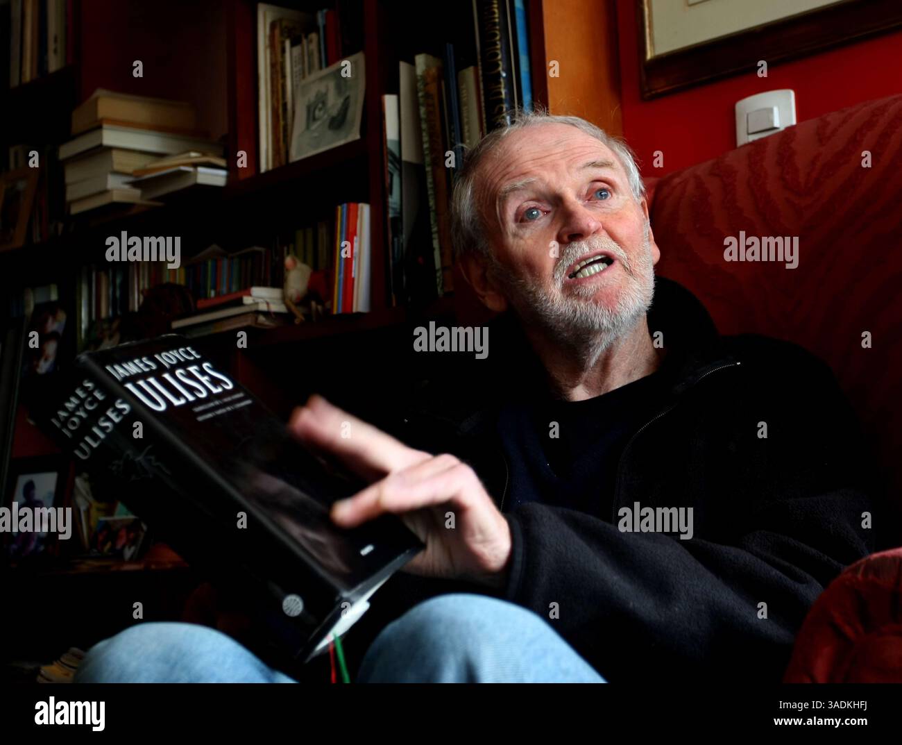 Quien estudió hi-res stock photography and images - Alamy