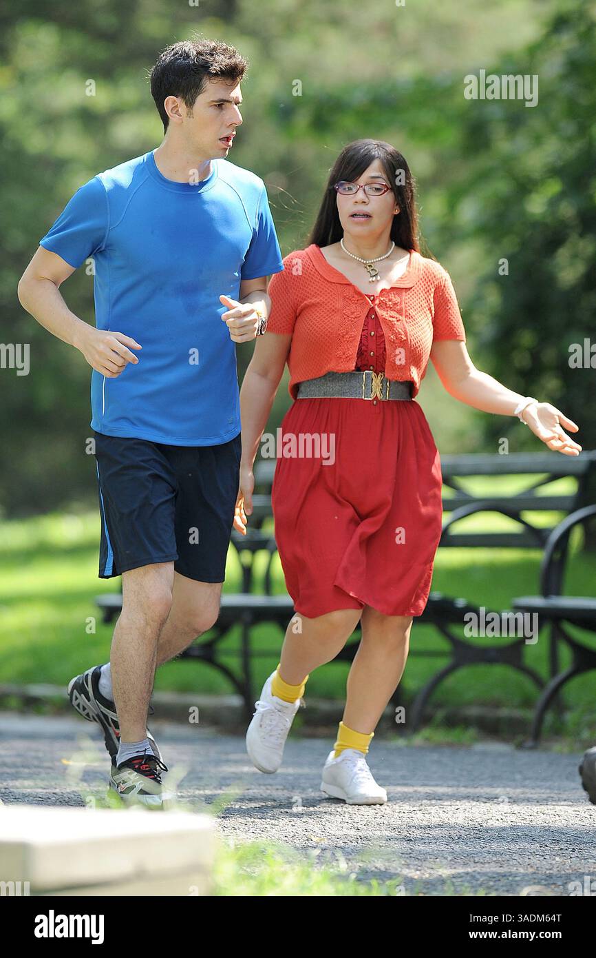 Daniel eric gold and america ferrera hi-res stock photography and ...