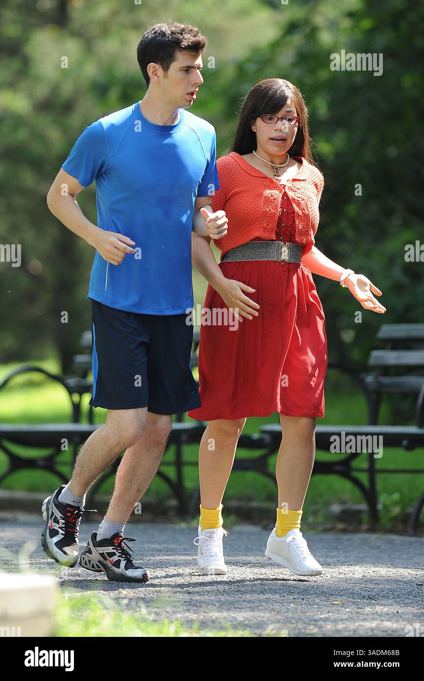 America ferrera america ferrera eric hi-res stock photography and ...