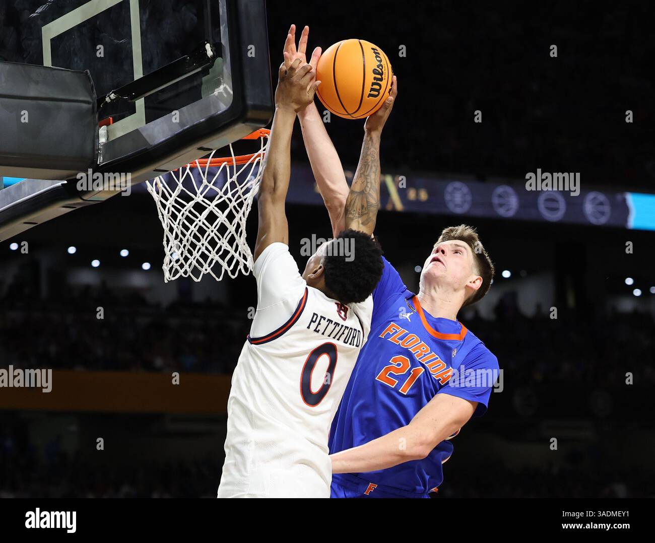 San Antonio, United States. 05th Apr, 2025. Florida forward Alex Condon ...