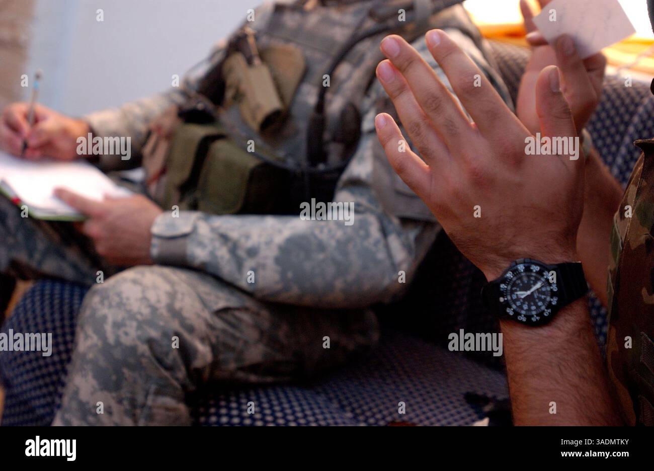 Iraqi police chief hi-res stock photography and images - Alamy