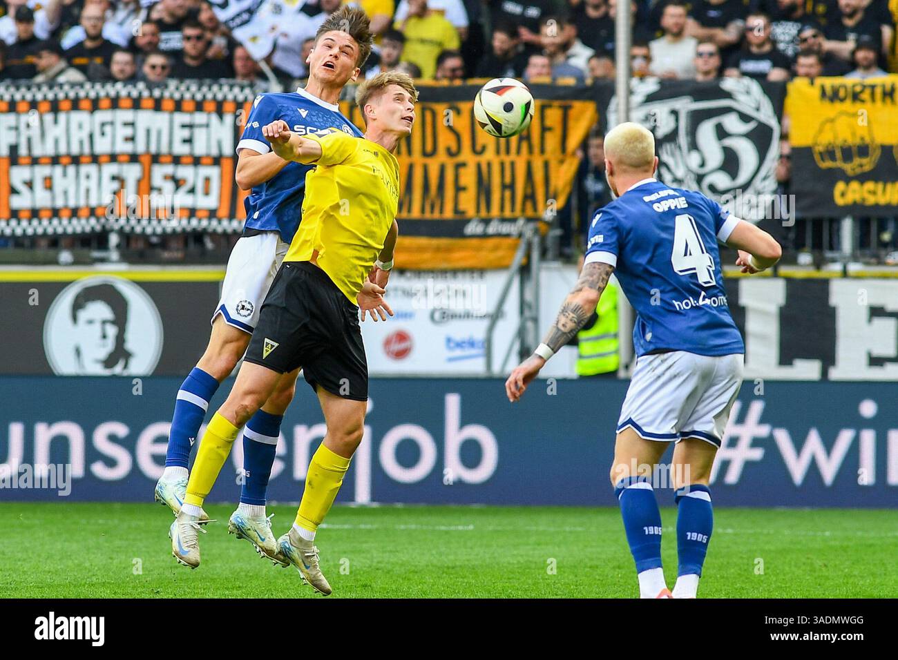 Aachen, Deutschland. 05th Apr, 2025. v.li.: Maximilian Großer (Bielefeld, 19), Anton Heinz ...