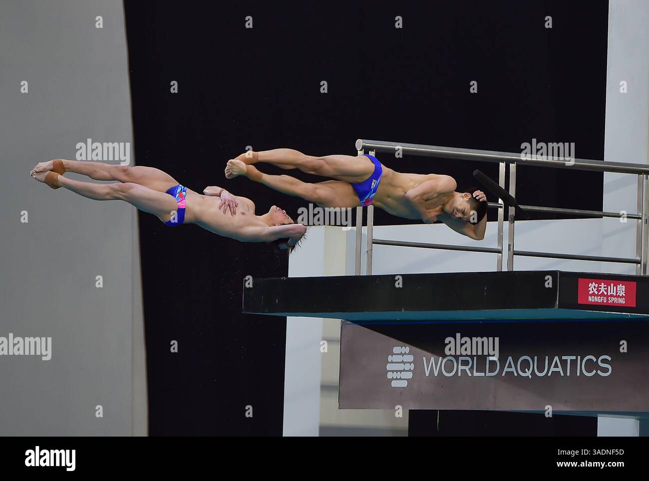 Guadalajara, Mexico. 5th Apr, 2025. Zhu Zifeng (L)/Cheng Zilong of ...