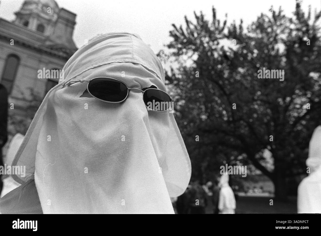 Oct 03, 1999; Warsaw, IN, USA; Rev. Jeffrey Berry and followers of his ...