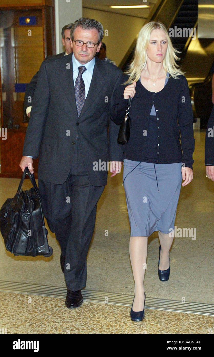 Aug 12, 2004; Redwood City, CA, USA; AMBER FREY, a witness in the Scott ...