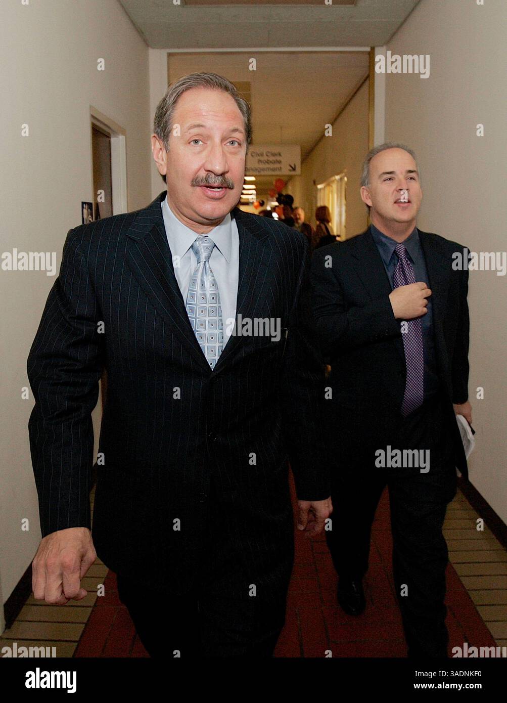 Oct 28, 2004; Redwood City, CA, USA; Attorney MARK GERAGOS (L) and PAT ...