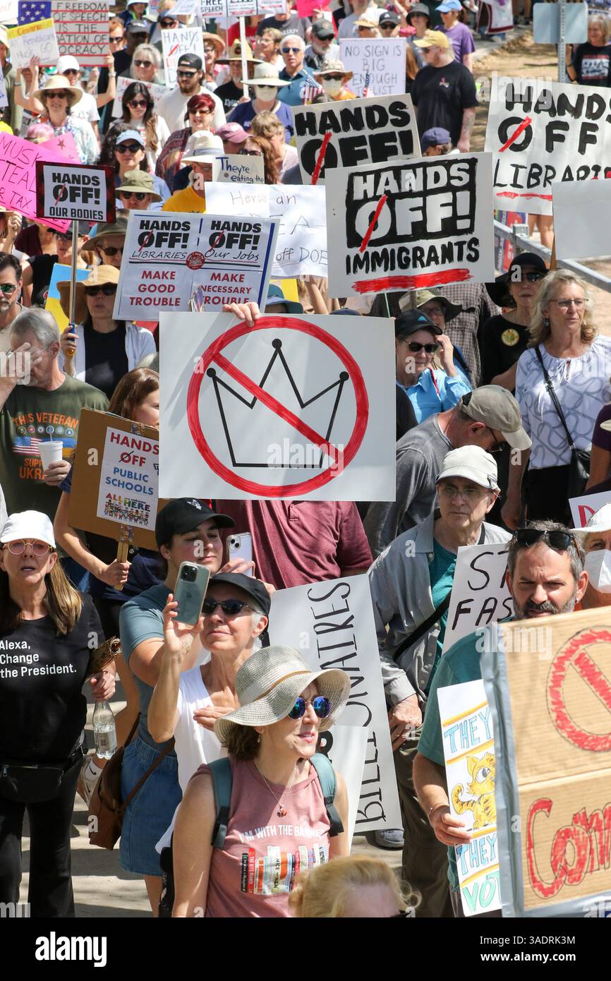 Tempe, USA. 05th Apr, 2025. Over 500 people gathered for the Nation ...