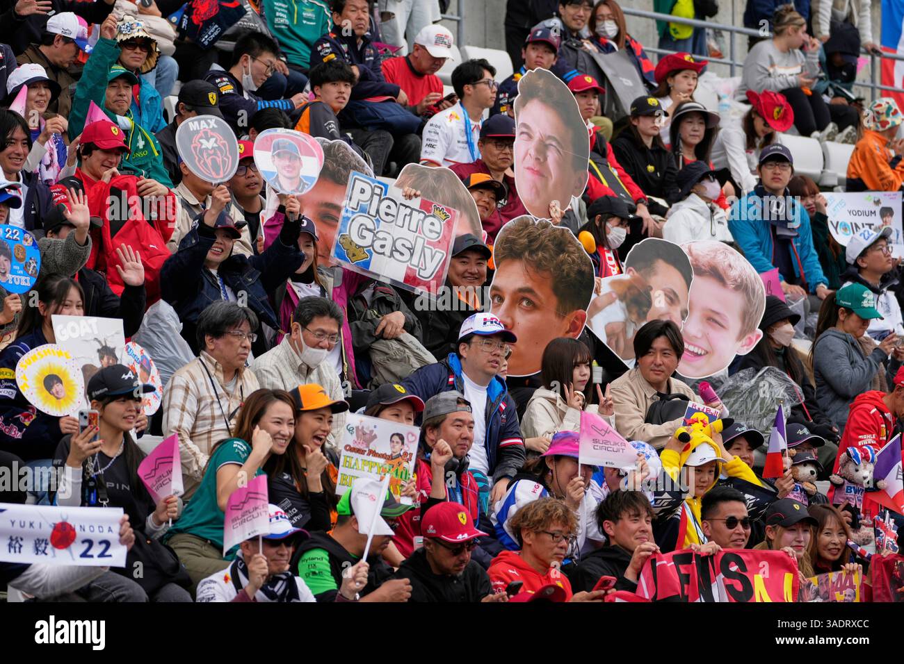 Fans cheer before the Japanese Formula One Grand Prix race at the ...